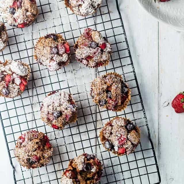 Easy Bread Pudding Muffins with Berries | Family-Friendly Breakfast ...